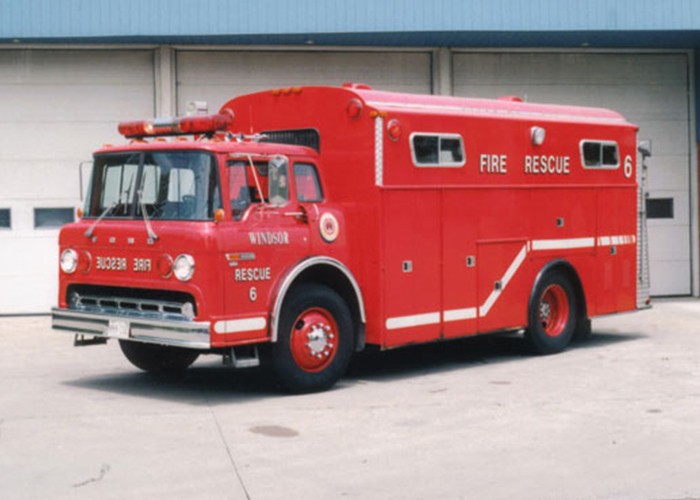 Windsor's Rescue Squads Part 5 - Tilt-Cab Fords - Windsor Fire & Rescue ...